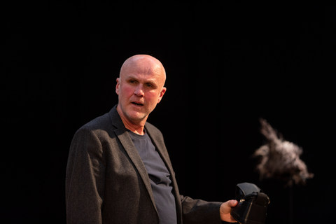 Truth’s a Dog Must to Kennel - TheaterScene.net