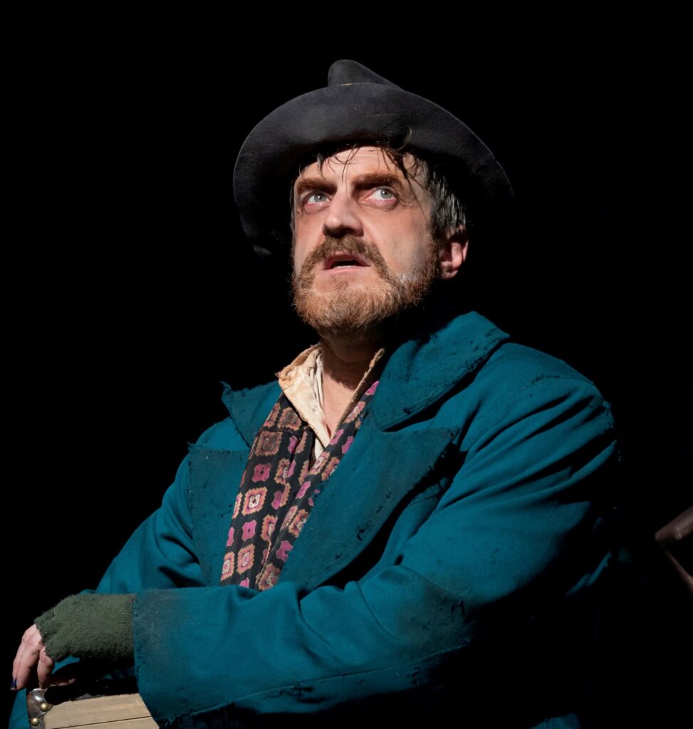 On the Town with Chip Deffaa: Reflections on “Oliver!”, Revival and ...